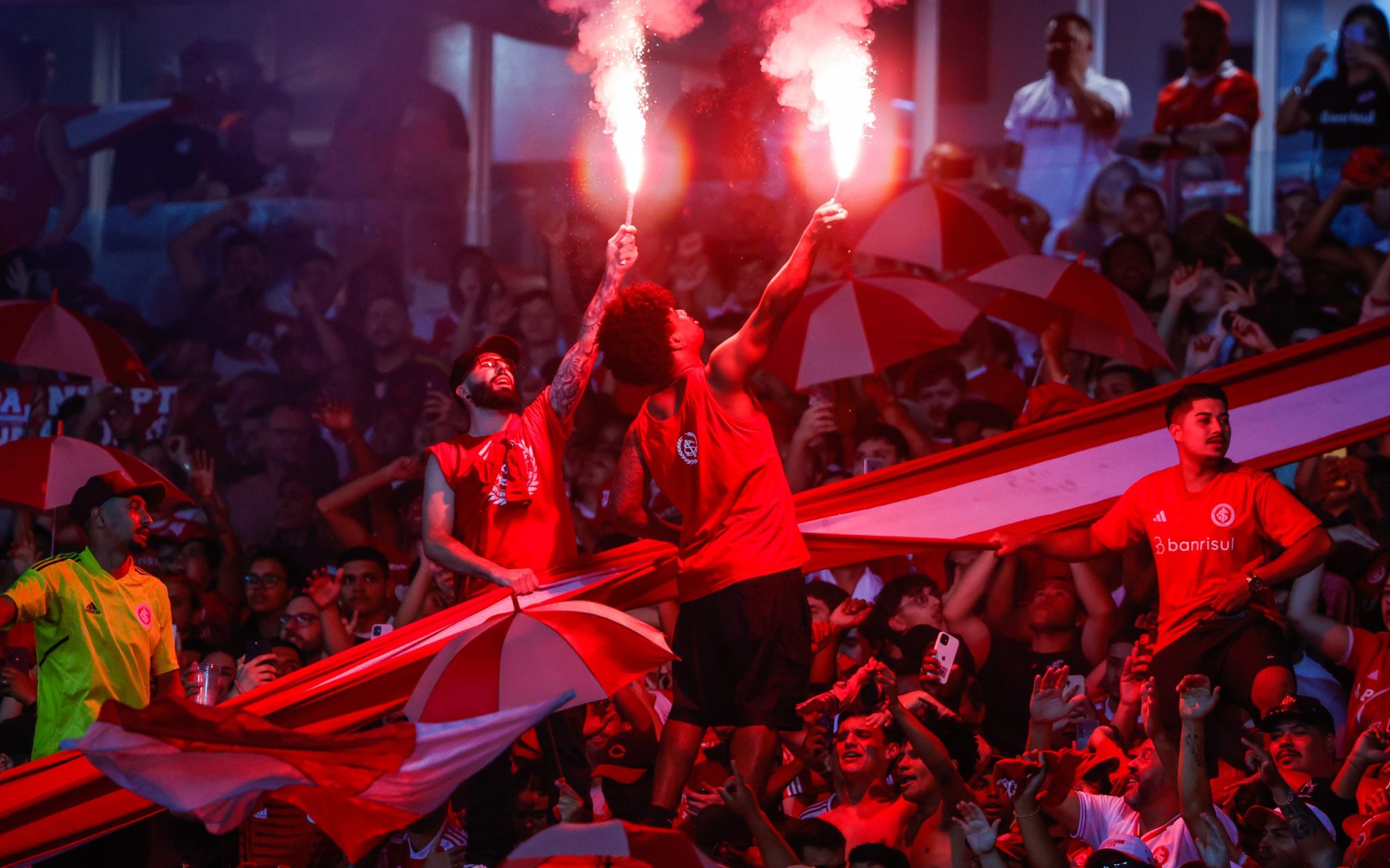 Torcida do Internacional solta recado forte antes do Flamengo e ...