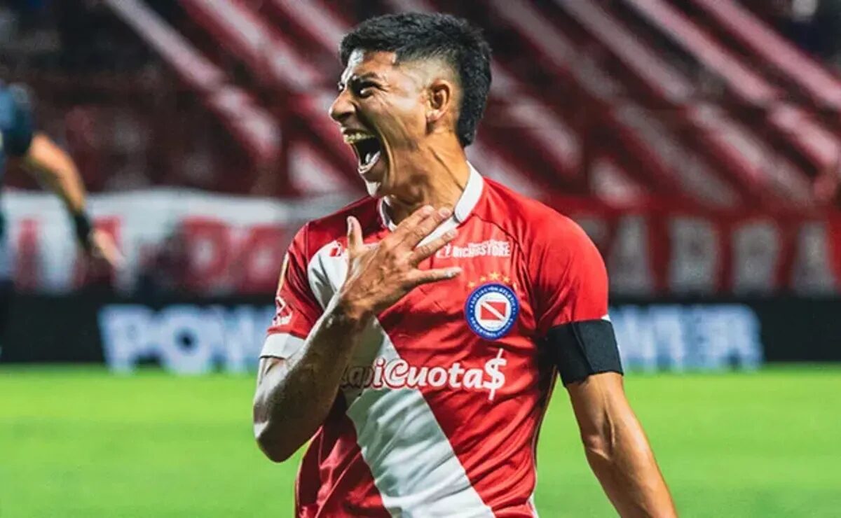 Internacional acerta com Alan Rodríguez: volante uruguaio chega como ...